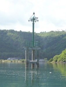 RAMBU SUAR HIJAU LEMBAR NO.13 – Distrik Navigasi Kelas II Benoa