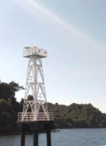 RAMBU SUAR PULAU SATONDA – Distrik Navigasi Kelas II Benoa