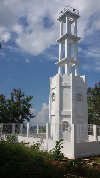 RAMBU SUAR PELABUHAN WAWORADA – Distrik Navigasi Kelas II Benoa